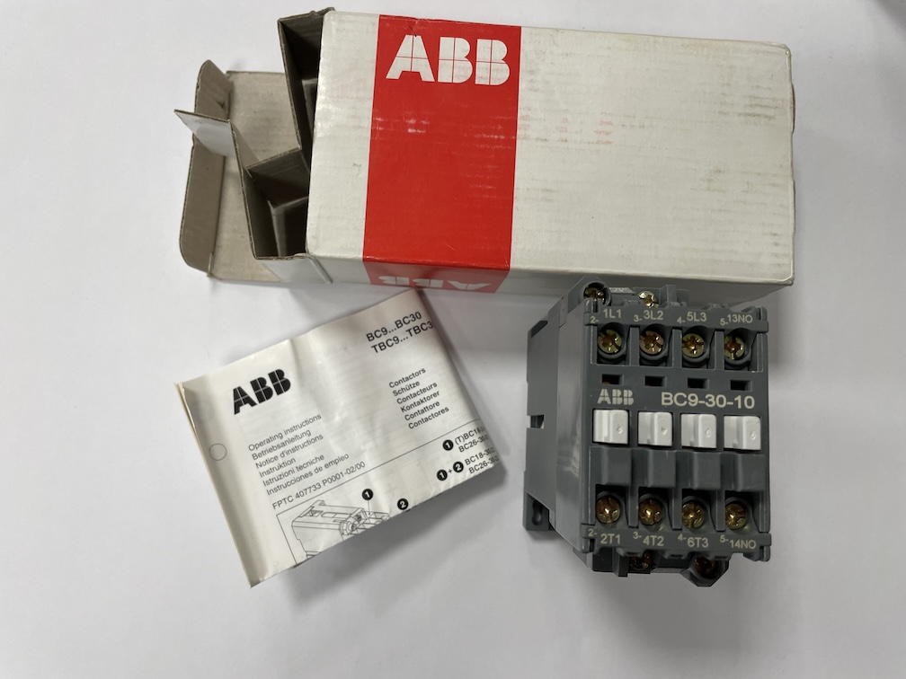Contactor 24VDC Coil 4kW 400V- SOS Ascent'tec